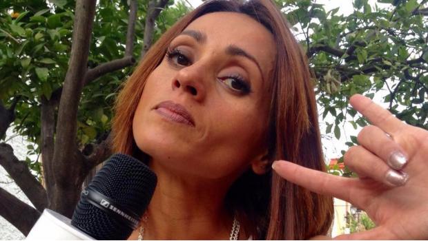 Golpean a reportera y camarógrafos de ‘Cuéntamelo ya!’