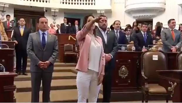 Toma posesión Sandra Vaca, diputada acusada de participar en red de ...